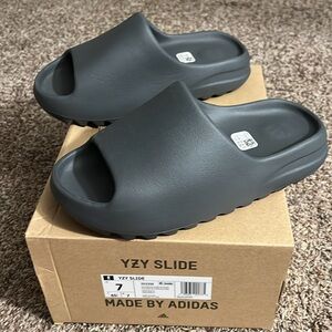 Yeezy | Shoes | Yeezy Slides Size 7 | Poshmark